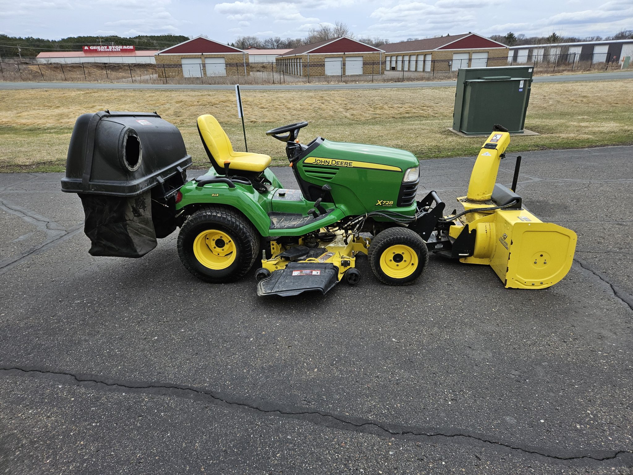2009 John Deere x728 Package – Valley Equipment